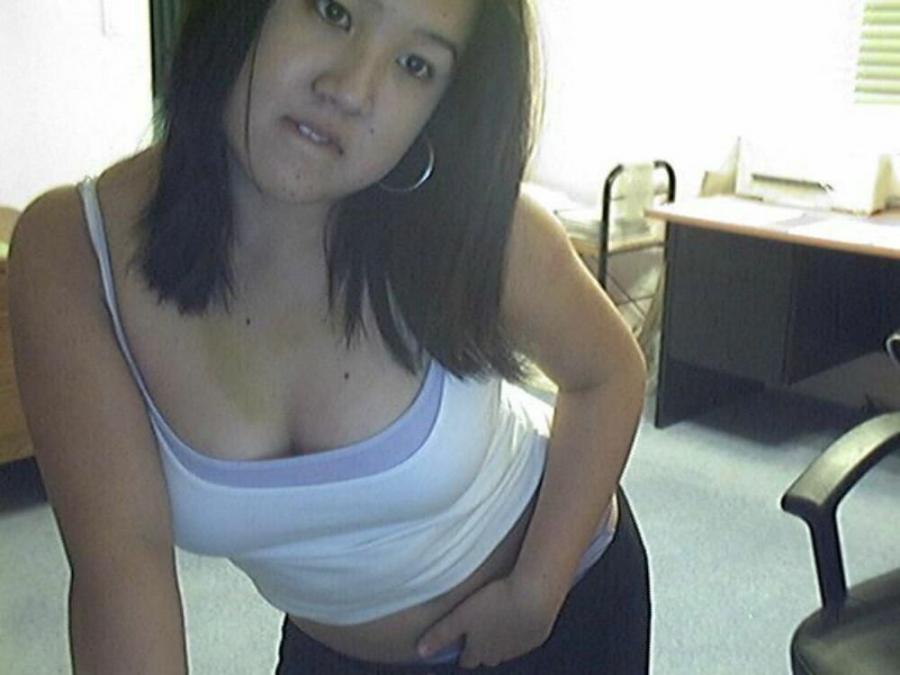 Asian teenie gfs posing and fucking on camera Images 248153