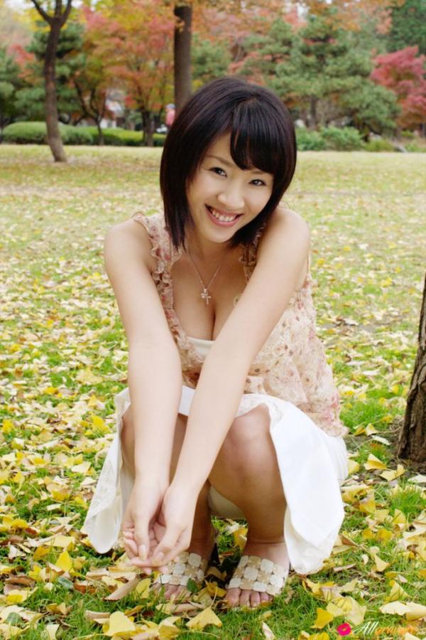 Megumi Kagurazaka Raspberry and Bust 1 Images 243025
